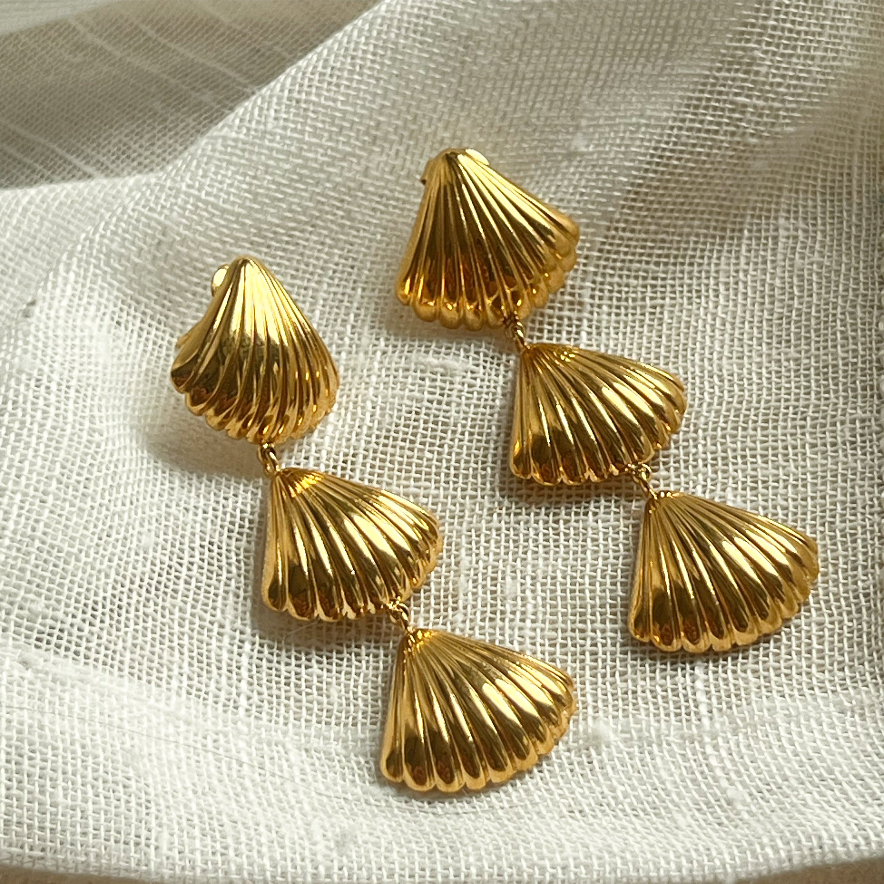 Golden Conch – OCEAN PEARL